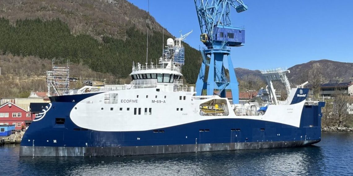 EcoFive opts for Vónin quad-rig - FiskerForum